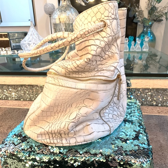 Brahmin | Bags | Brahmin Drawstring Bag | Poshmark